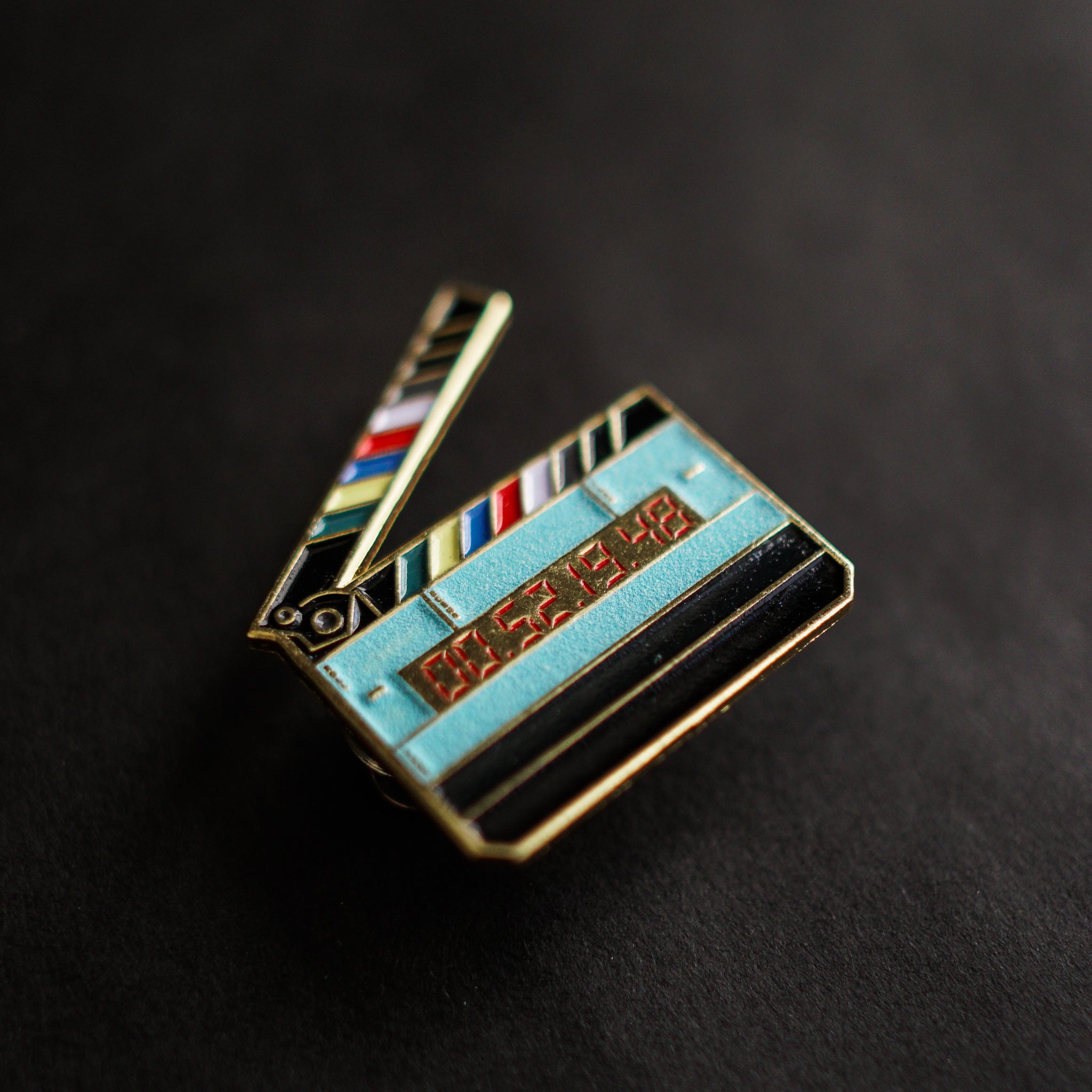 Timecode Slate Enamel Pin (Glow in the Dark) – Film Pin Society